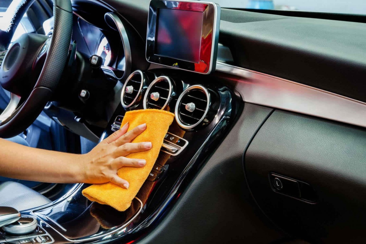 Higienização Completa | DT Garage | Estética Automotiva